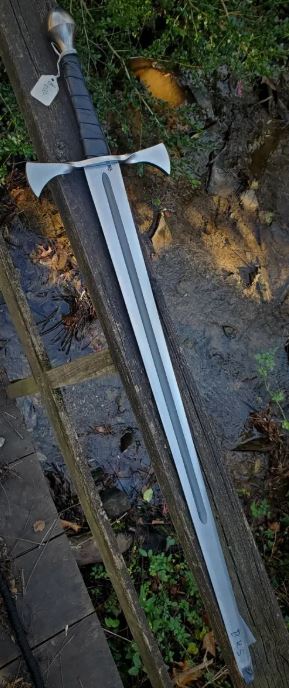 SB008 - One Handed Short Sword – McPherson Knives