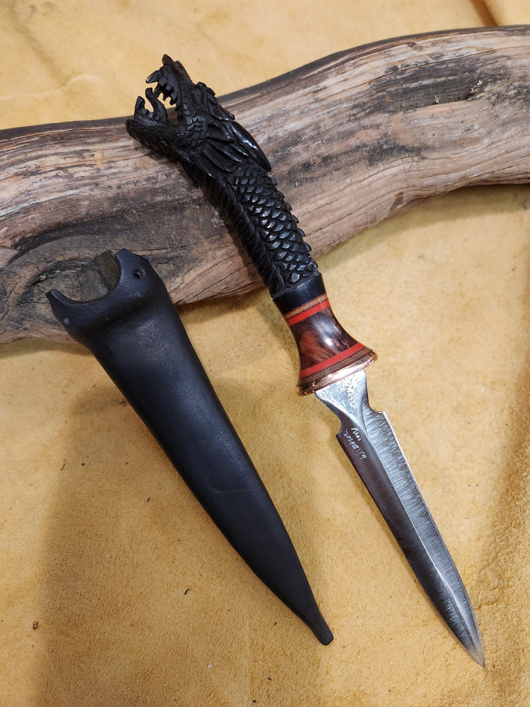 25-179 - Loong Dragon Carved Water Buffalo Bodice Dagger – McPherson Knives