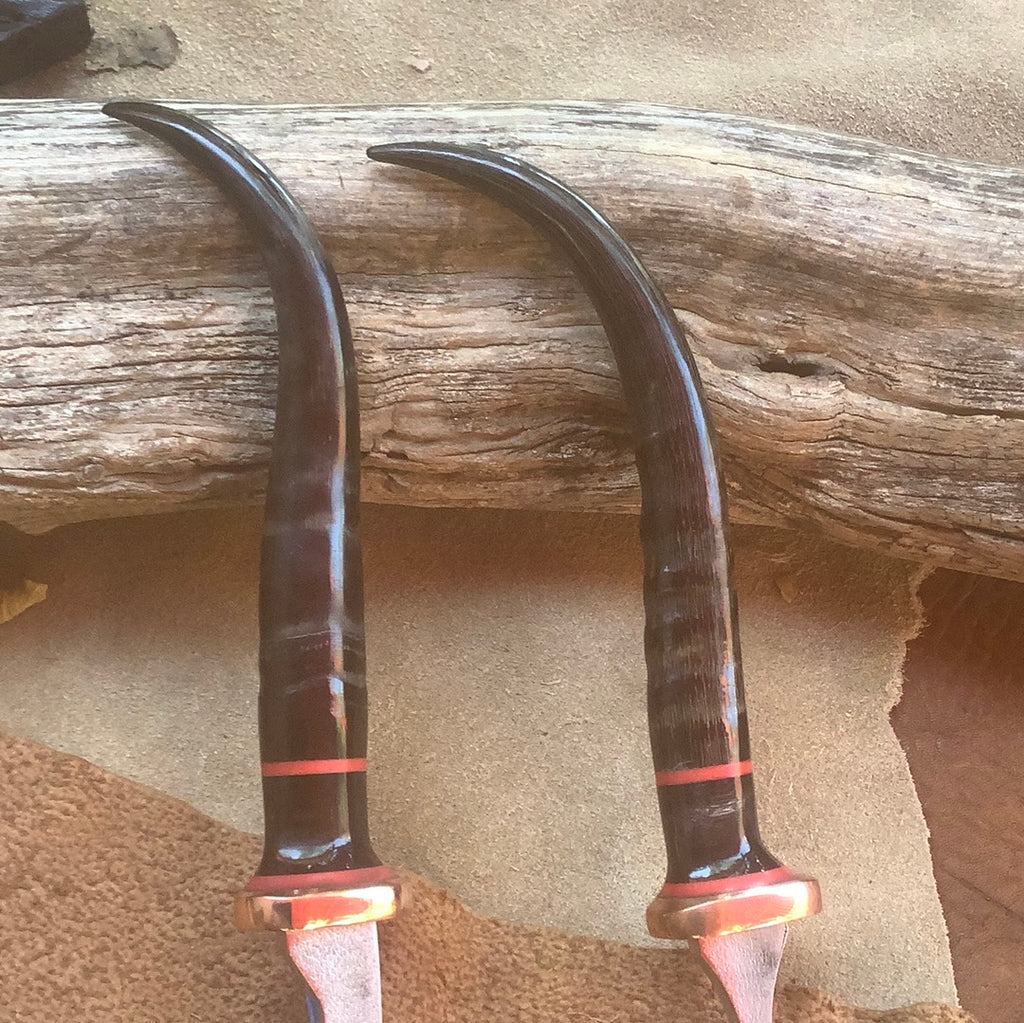 20-21 Female Springbok Horn w/ Water buffalo & Red G10 – McPherson Knives